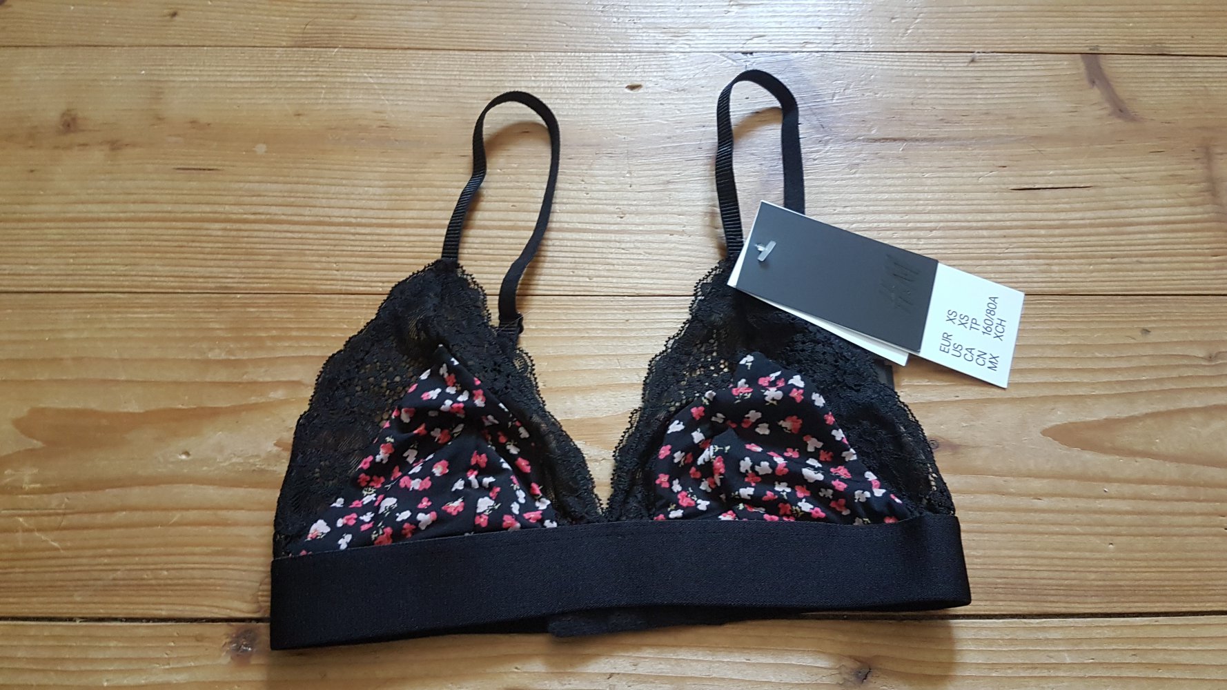 H&M Blumen BH Neu :: Kleiderkorb.ch